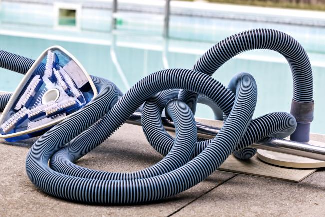 Four Benefits of Professional Pool Maintenance | Pool Professors